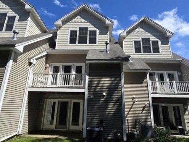 house with 2 bedroom, Exeter NH ES105093114