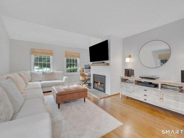 house with 2 bedroom, Fairfield CT ES104720601