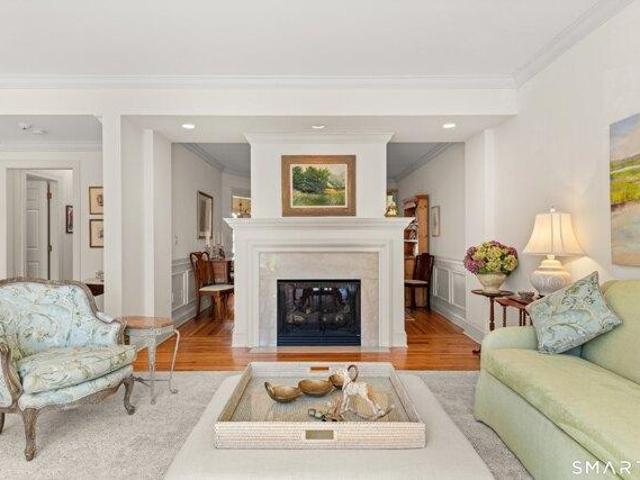 house with 2 bedroom, Fairfield CT ES104112717