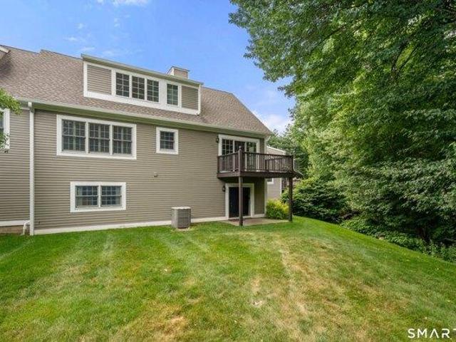 house with 2 bedroom, Fairfield CT ES104233020
