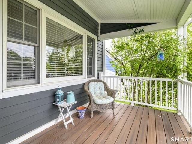 house with 2 bedroom, Fairfield CT ES104262359