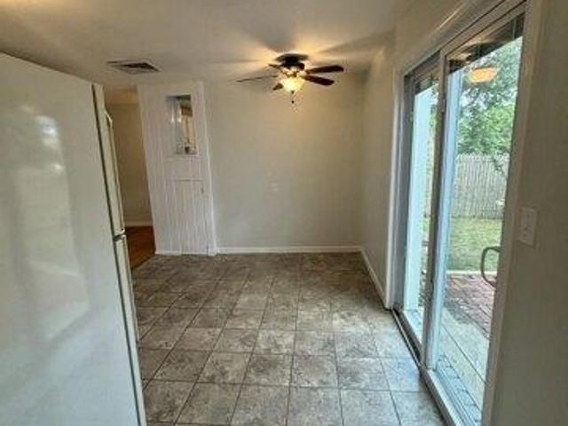 house with 2 bedroom, Fairfield CT ES105126112