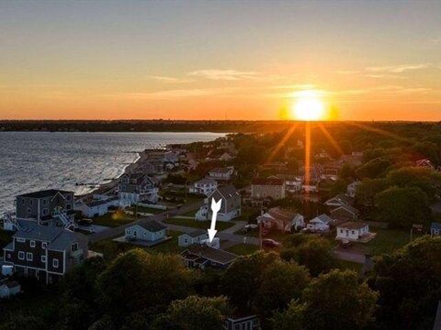 house with 2 bedroom, Fairhaven MA ES104831125