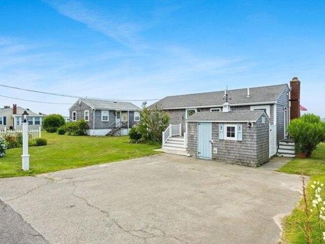 house with 2 bedroom, Fairhaven MA ES105125641