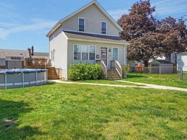 house with 2 bedroom, Fall River MA DS104265192