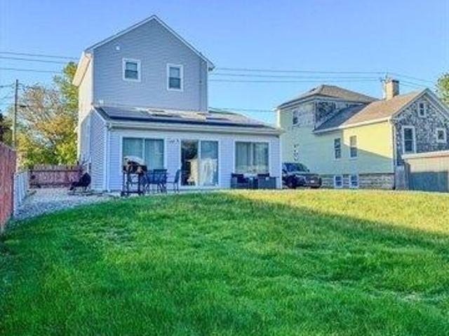 house with 2 bedroom, Fall River MA ES104116558