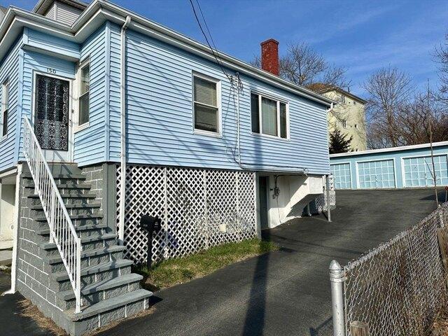 house with 2 bedroom, Fall River MA ES104830950