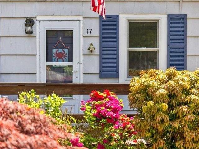 house with 2 bedroom, Falmouth MA DS103161295