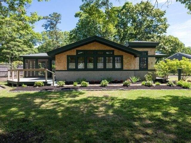 house with 2 bedroom, Falmouth MA DS104045252