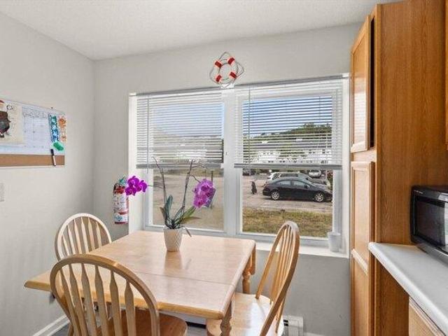 house with 2 bedroom, Falmouth MA ES104009761