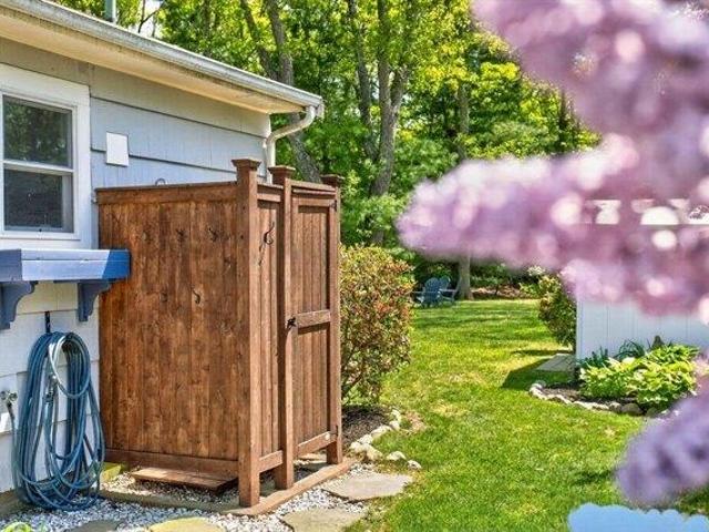 house with 2 bedroom, Falmouth MA ES104233661