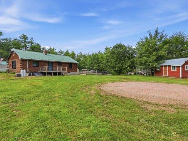 house with 2 bedroom, Farmington NH ES104331667