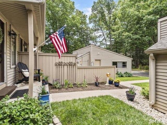 house with 2 bedroom, Farmington CT DS103189102