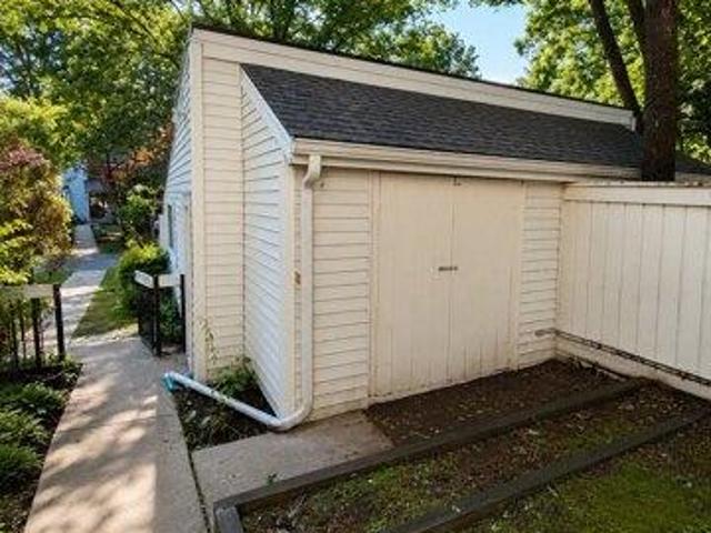 house with 2 bedroom, Farmington CT ES104076410