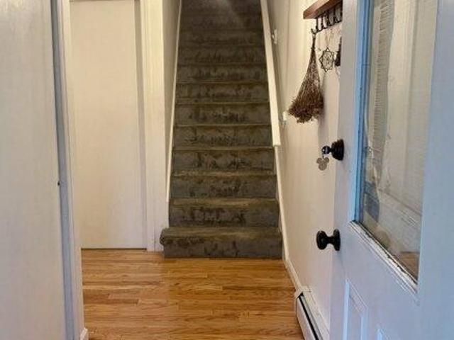 house with 2 bedroom, Farmington CT ES104869769