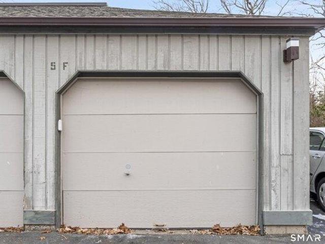 house with 2 bedroom, Farmington CT ES103185561