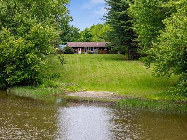 house with 2 bedroom, Ferrisburgh VT ES103125241