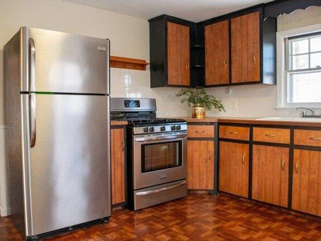 house with 2 bedroom, Fitchburg MA DLS102962304