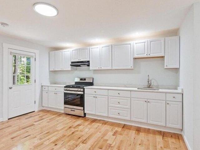 house with 2 bedroom, Fitchburg MA ES103443802