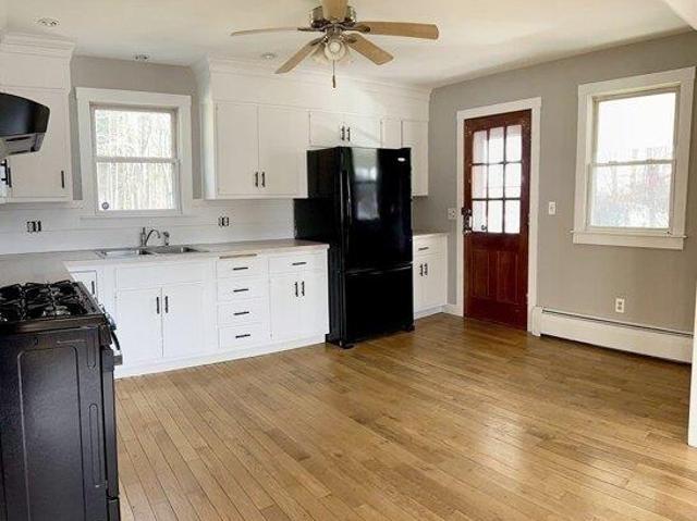 house with 2 bedroom, Fitchburg MA ES103501632