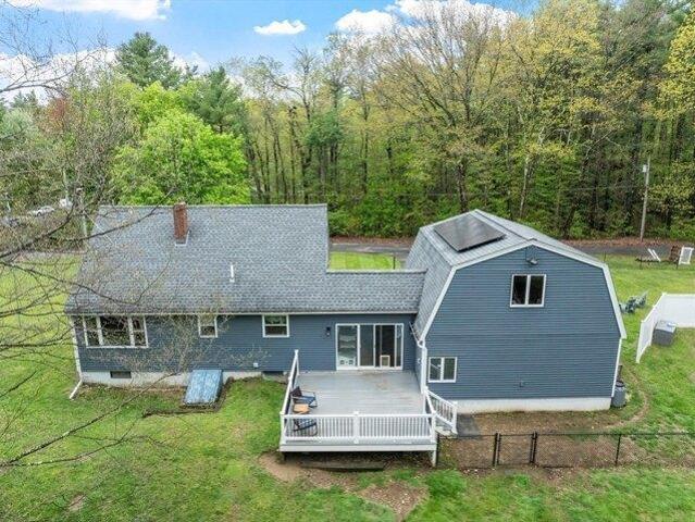 house with 2 bedroom, Fitchburg MA ES103588109