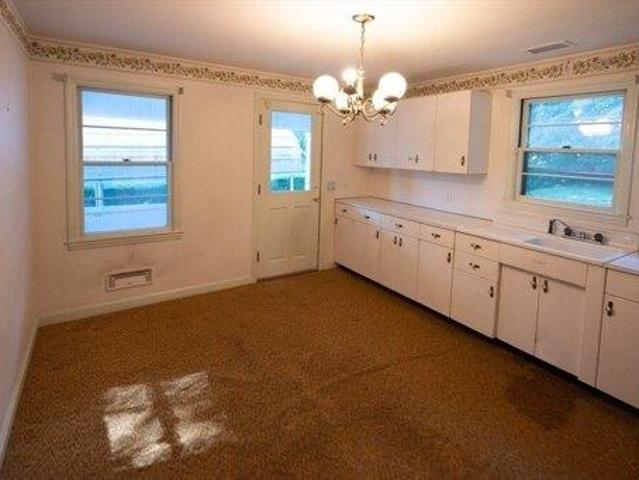 house with 2 bedroom, Fitchburg MA ES104150622
