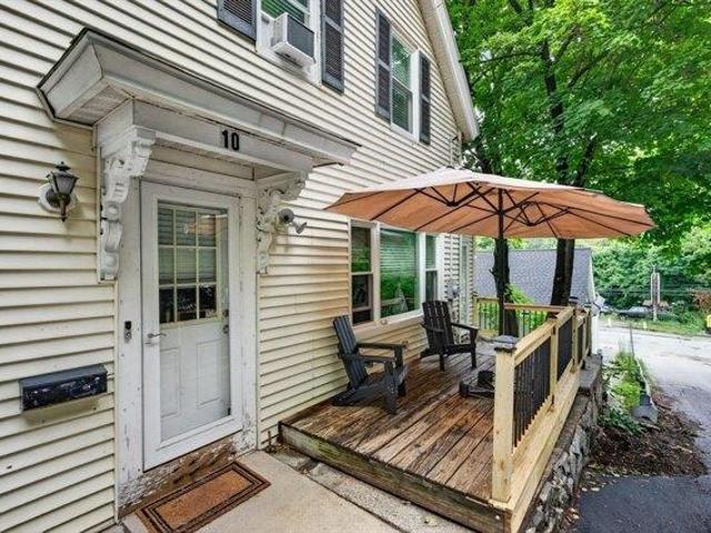 house with 2 bedroom, Fitchburg MA ES105080205