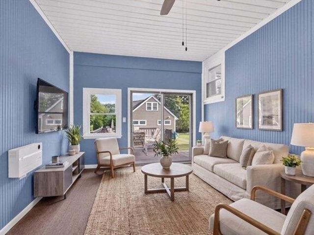 house with 2 bedroom, Fitchburg MA ES105139986