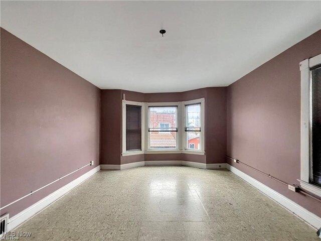 house with 2 bedroom, Follansbee WV DS89713924