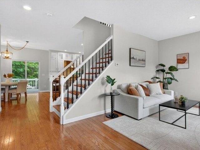 house with 2 bedroom, Foxboro MA DS104007558