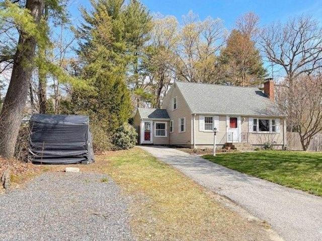 house with 2 bedroom, Foxboro MA DS102529216