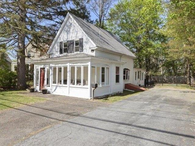 house with 2 bedroom, Foxboro MA ES104153769