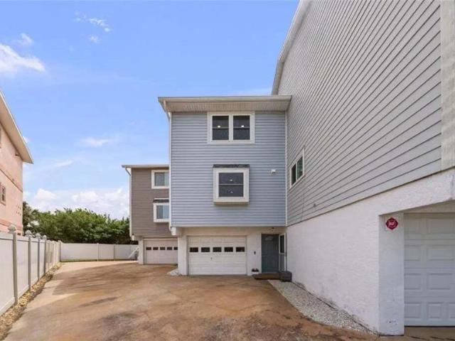 house with 2 bedroom, FL FL DLS102659784
