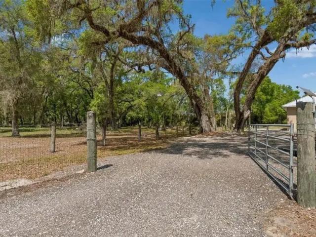 house with 2 bedroom, FL FL DS102396097
