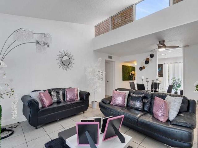 house with 2 bedroom, FL FL DS102588183