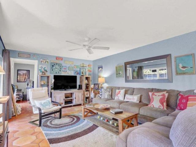 house with 2 bedroom, FL FL DS102520020