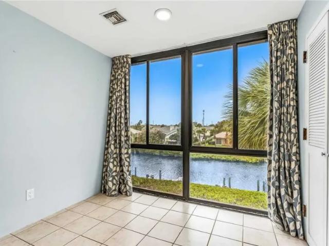 house with 2 bedroom, FL FL DS102659957