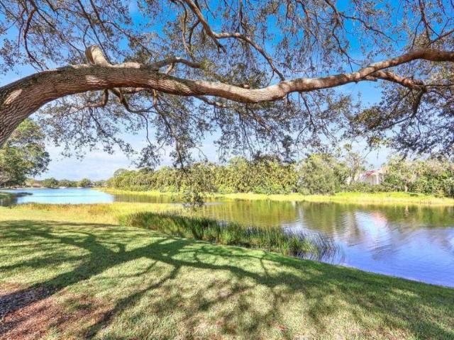 house with 2 bedroom, FL FL DS102661415
