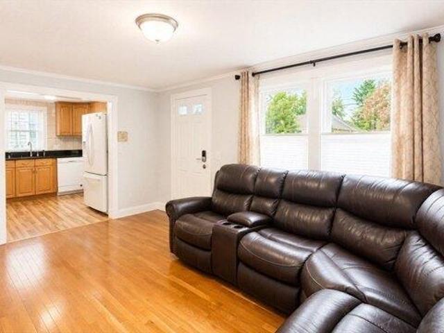 house with 2 bedroom, Framingham MA ES104869889