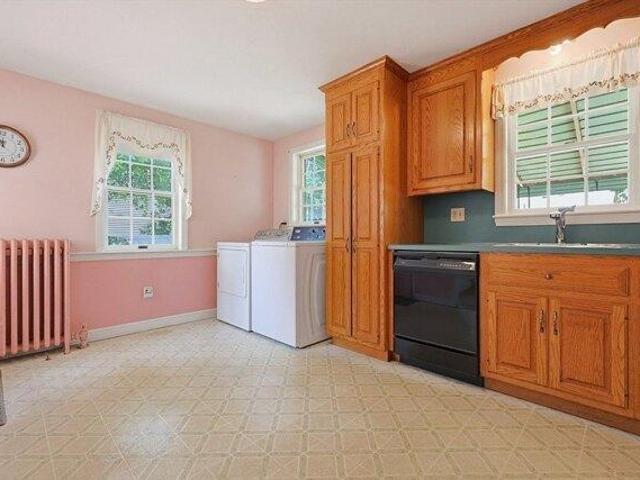 house with 2 bedroom, Franklin MA ES105061492