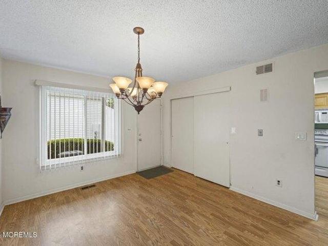 house with 2 bedroom, Freehold NJ DLS102314709