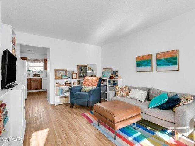 house with 2 bedroom, Freehold NJ DS102723931