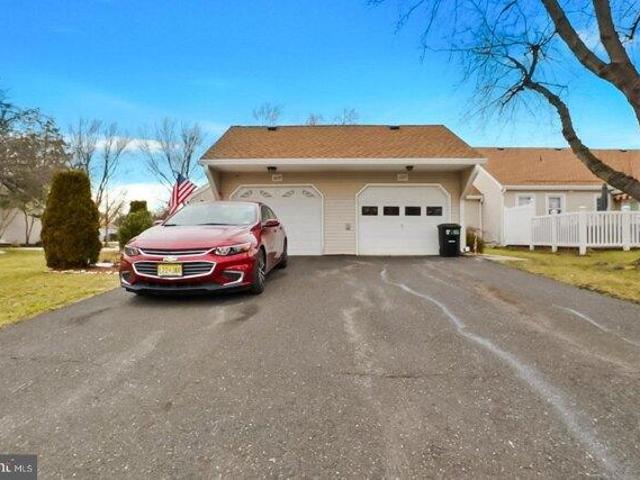 house with 2 bedroom, Freehold NJ DS102725257