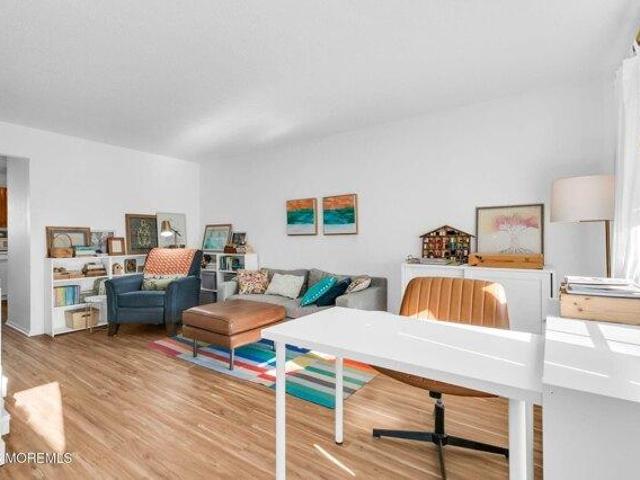 house with 2 bedroom, Freehold NJ ES104445377