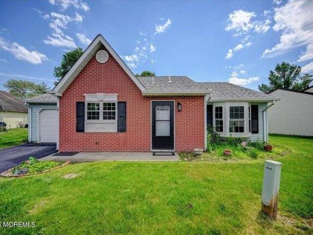 house with 2 bedroom, Freehold NJ ES104604735