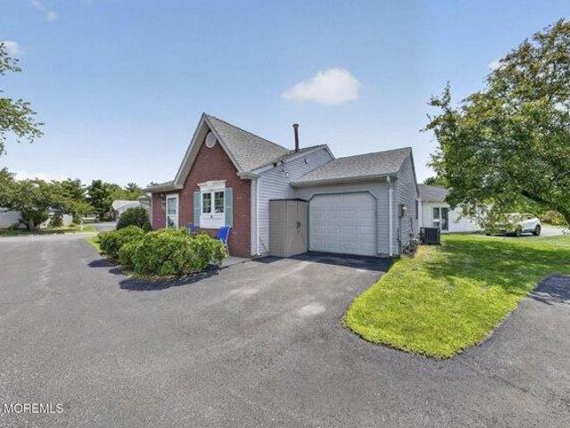 house with 2 bedroom, Freehold NJ ES104808769