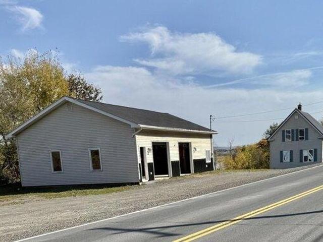 house with 2 bedroom, Frenchville ME DS102775438