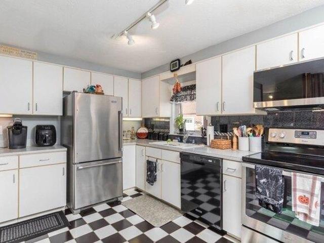 house with 2 bedroom, Gardner MA DLS102728960