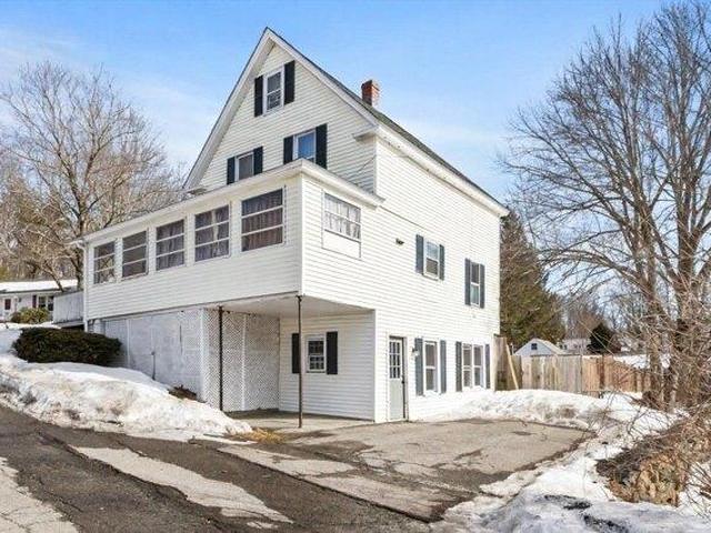 house with 2 bedroom, Gardner MA DLS103020343