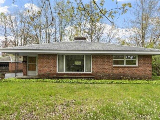 house with 2 bedroom, Gardner MA DS103020322